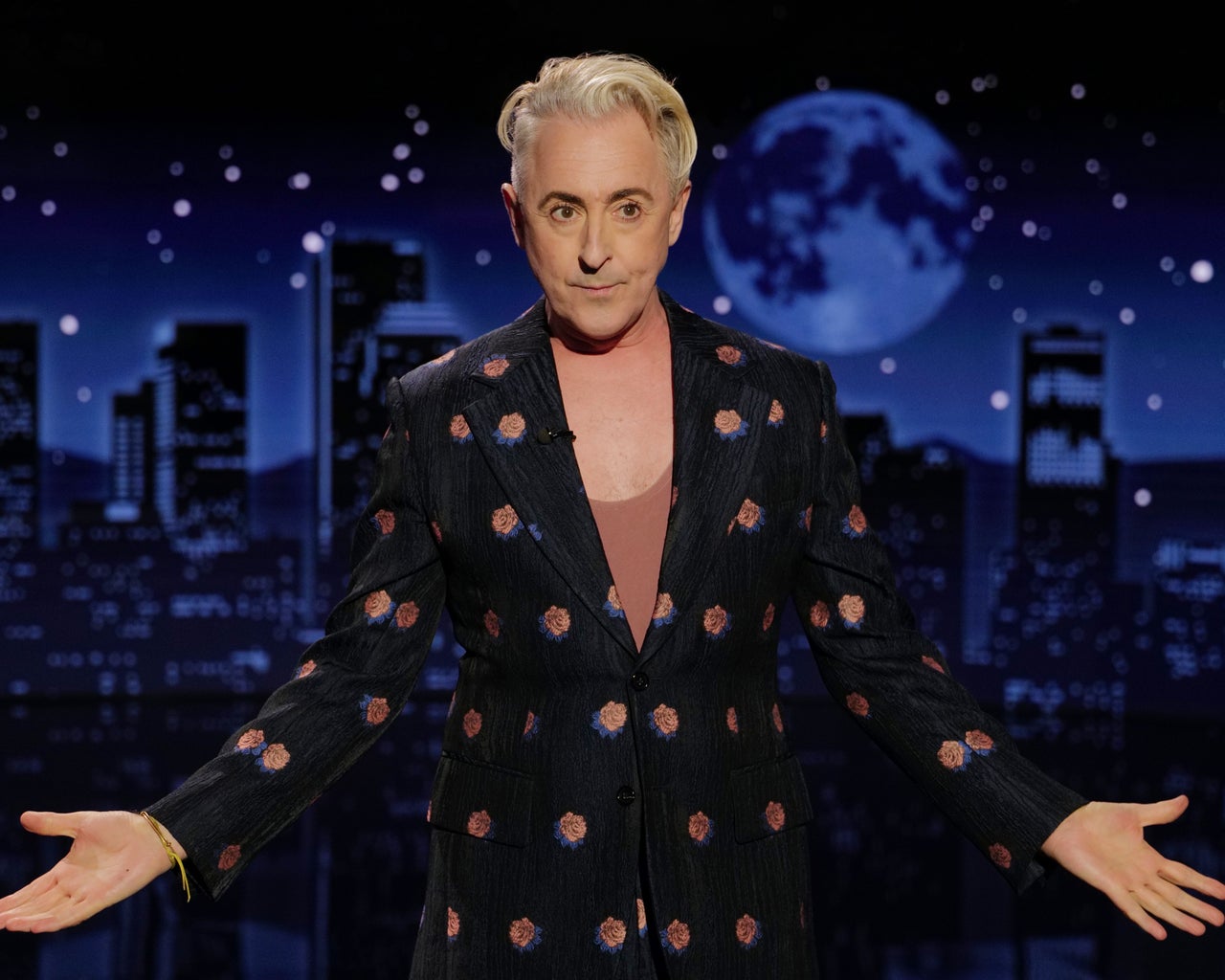 Alan Cumming Interview: Traitors Host Talks New Pitlochry Theatre Role ...