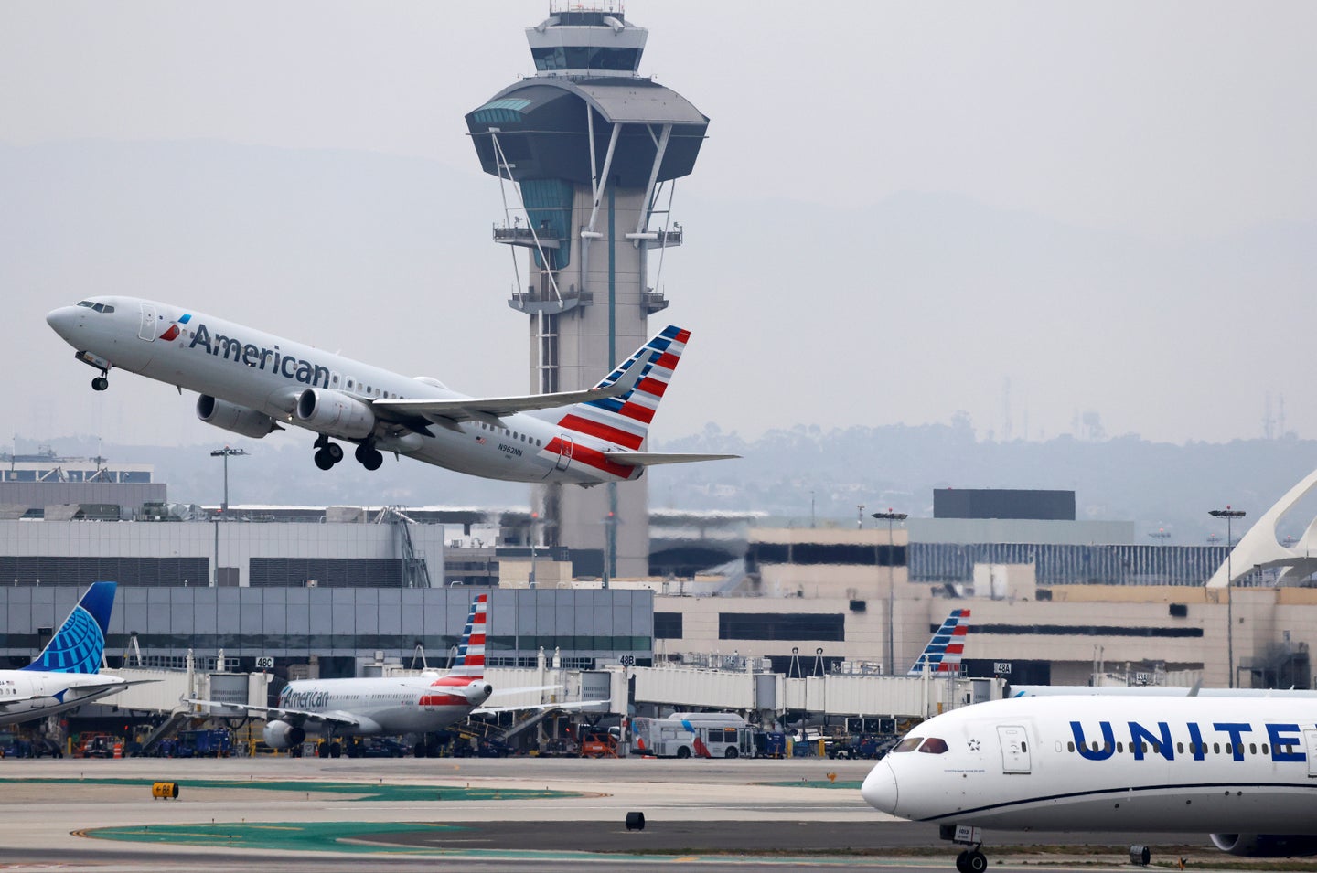 FAA Lifts Order Slashing Flights, Allowing Commercial Airlines To ...