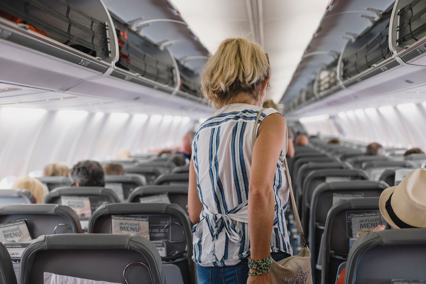 Deplaning Etiquette: Avoid These Rude Behaviors | HuffPost Life