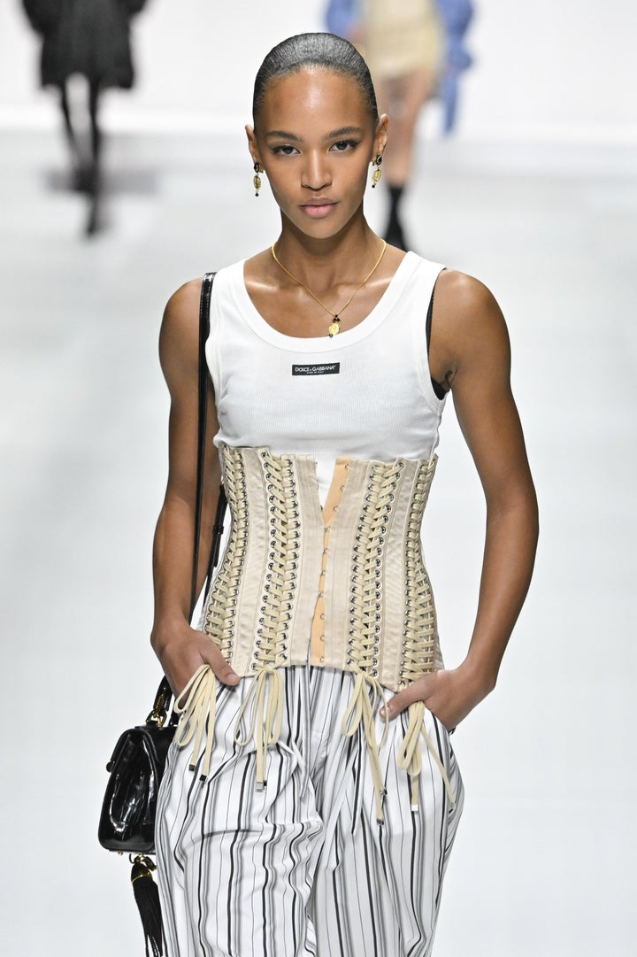 The Worst Fashion And Beauty Trends Of 2025 | HuffPost Life