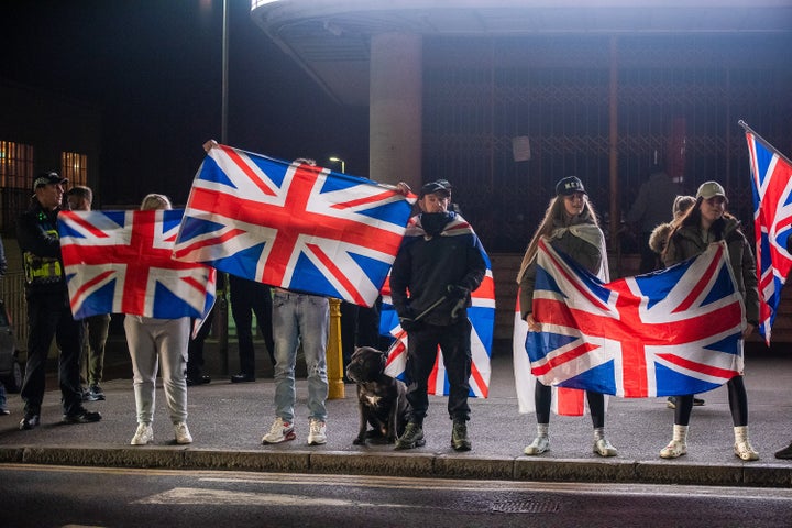 UK Citizens Increasingly Believe Birthplace Defines British Identity ...