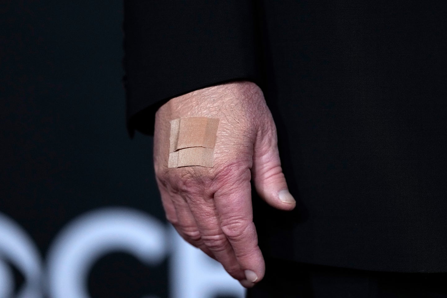 CNN's Jonathan Reiner Reveals 'Hazard' Of Trump's Health Revelation ...