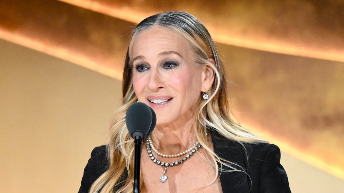 Sarah Jessica Parker Accepts Prestigious Carol Burnett Award | HuffPost ...