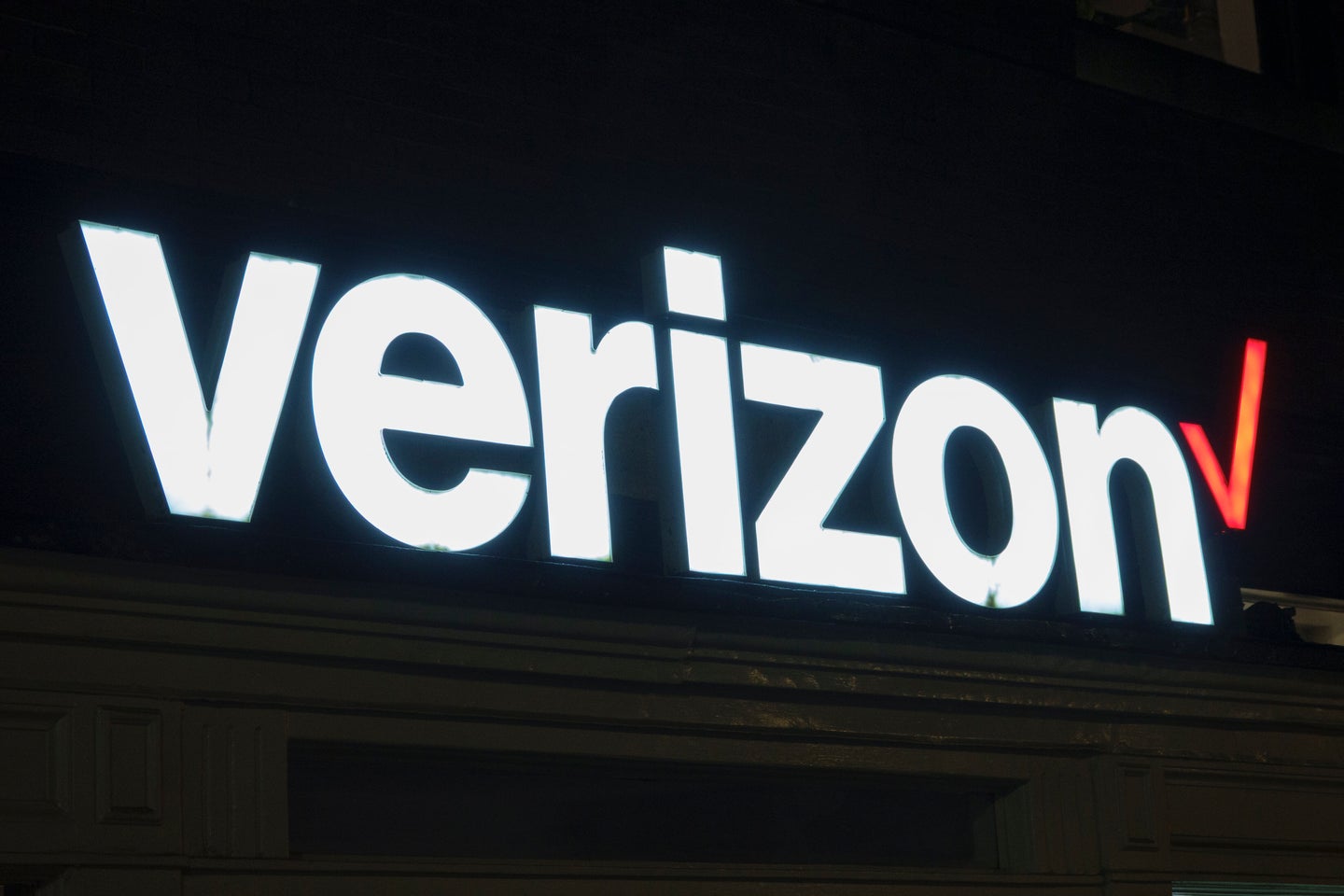 Verizon's Network Down For Tens Of Thousands Of Users In U.S ...