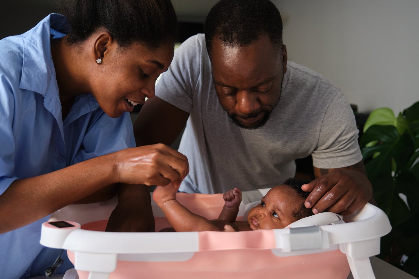 Mom's Viral TikTok About Relatives Kissing Her Newborn Sparks Debate ...