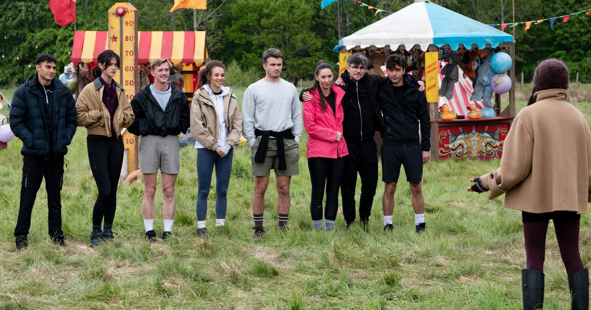 Traitors Fans Hail 'Hero' Faraaz As He Suspects Rachel | HuffPost UK ...