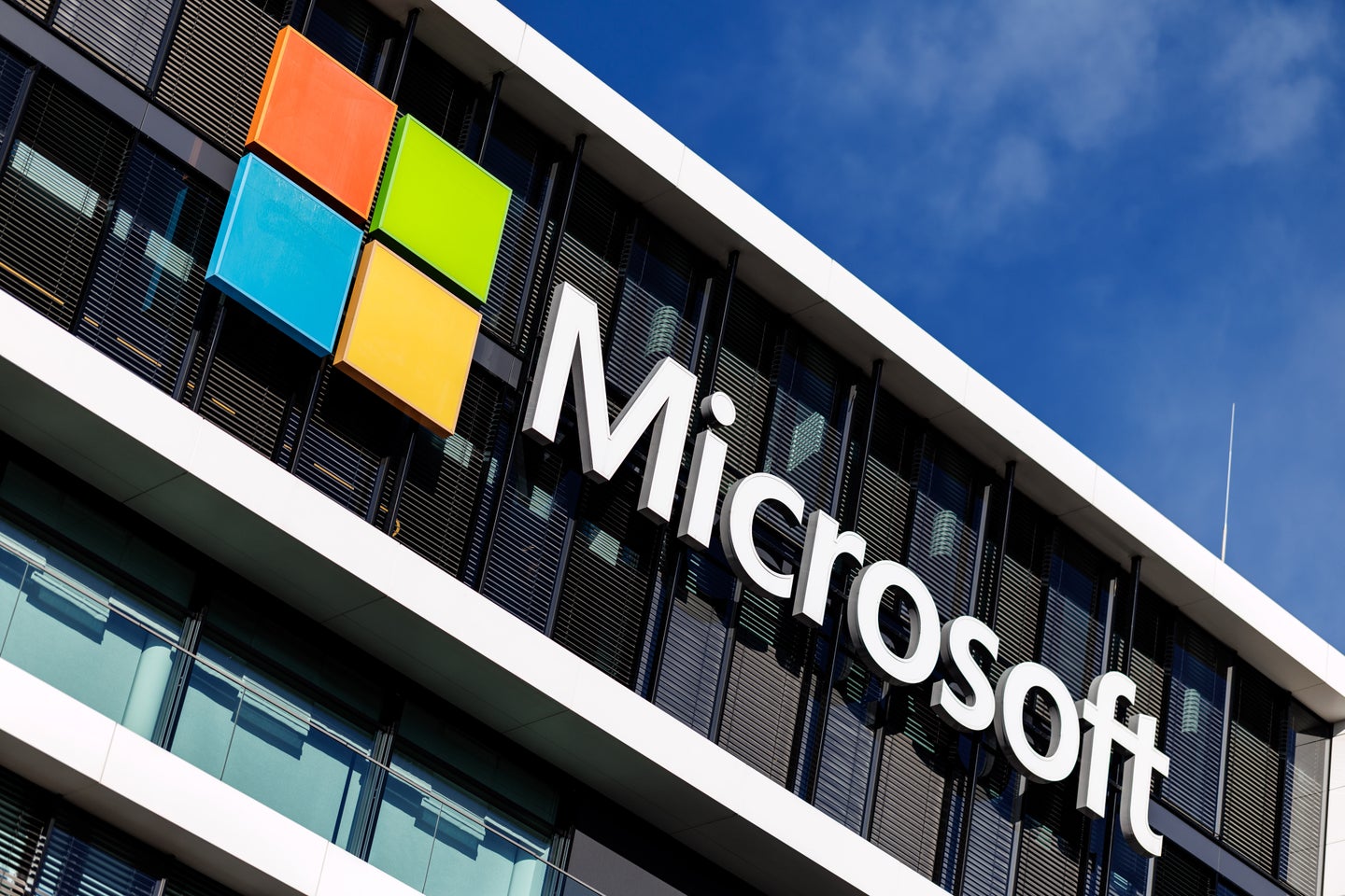 Microsoft Plunges, Meta Rallies As Investors Demand AI Payoffs ...