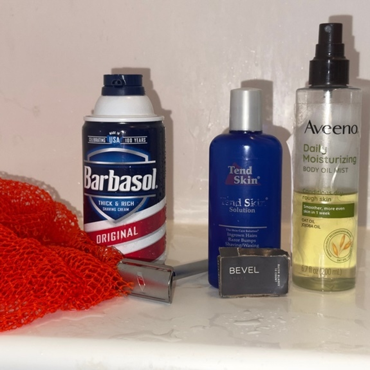 6 Shaving Products To Help Avoid Razor Bumps | HuffPost Life