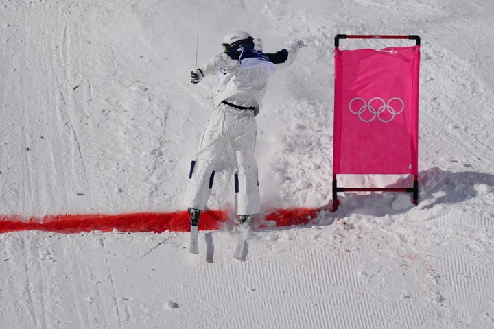 'Oh My Goodness!': Wild Freestyle Skiing Finish Stuns Fans At Winter ...