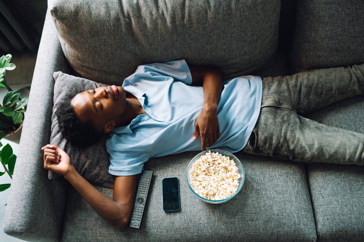 Why Do So Many People Fall Asleep Watching TV? | HuffPost Life