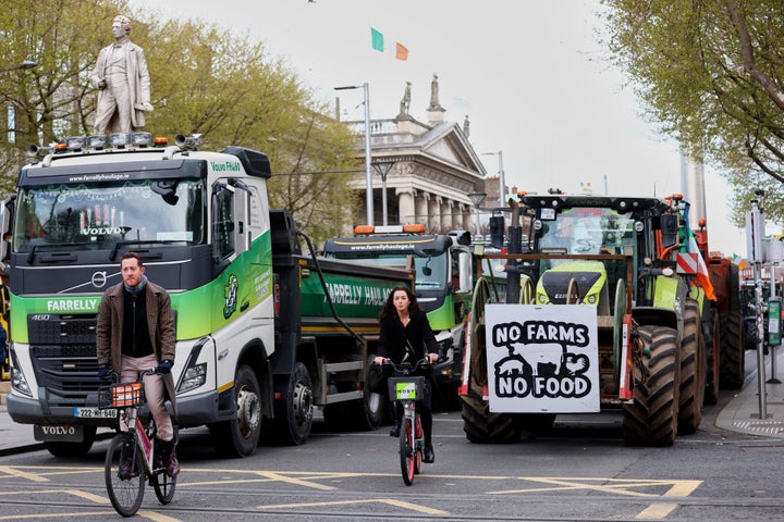 Fuel Protests Have Ireland's Government Facing Possible No-Confidence ...