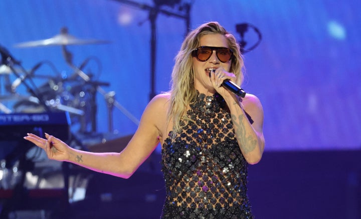 Kesha Says She's 'Mostly Celibate,' Except In Italy | HuffPost ...