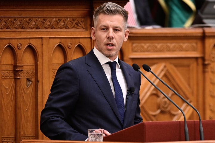 Hungary’s Péter Magyar Sworn In As Prime Minister, Ending Viktor Orbán ...