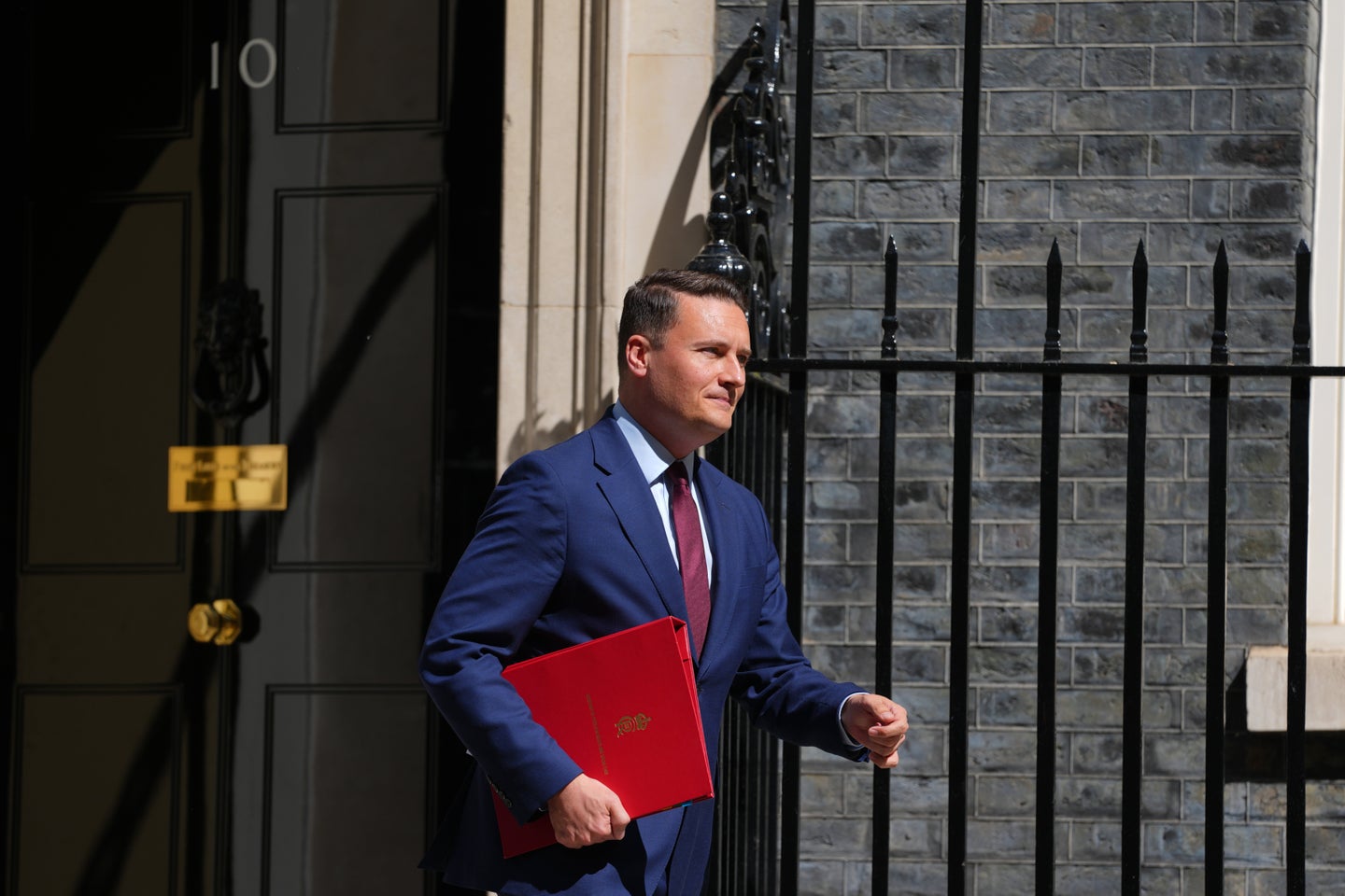 Wes Streeting Plans To Quit Cabinet For Labour Leadership Bid ...