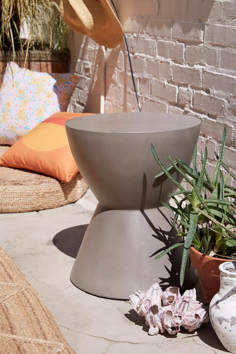29 Outdoor Decor Pieces For A Backyard Everyone Will Envy | HuffPost Life
