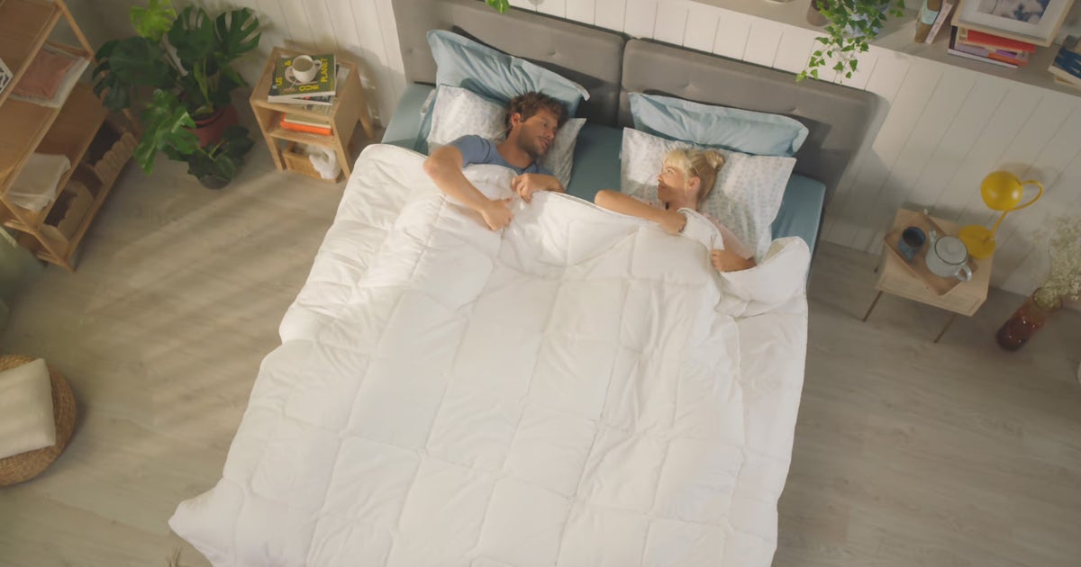 The Best Emma Mattress, Toppers, And Bedding Deals, May-June | HuffPost ...