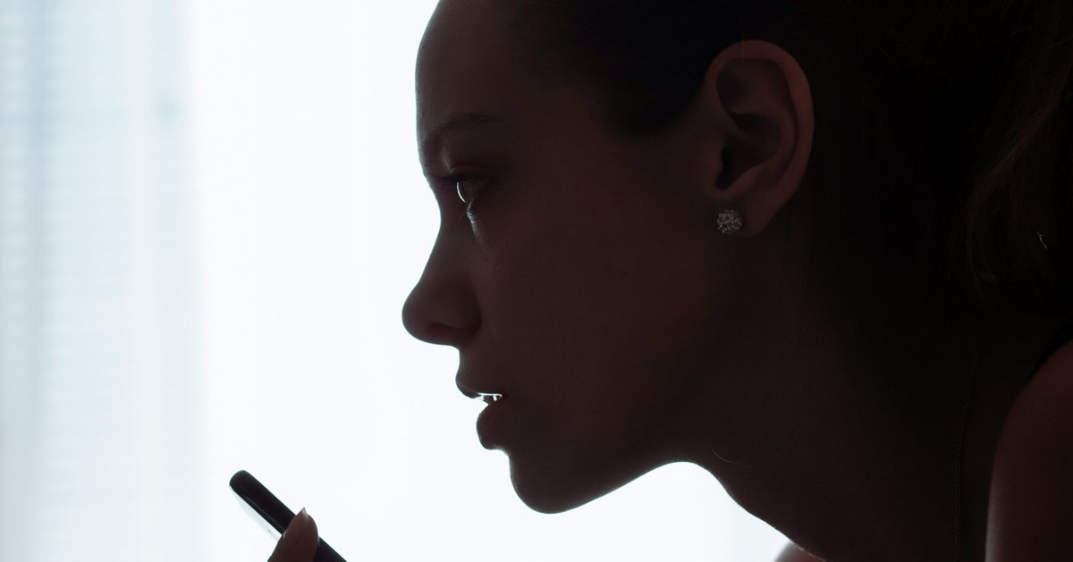 The Voice Change An Oncologist Says Could Mean Cancer | HuffPost UK Life