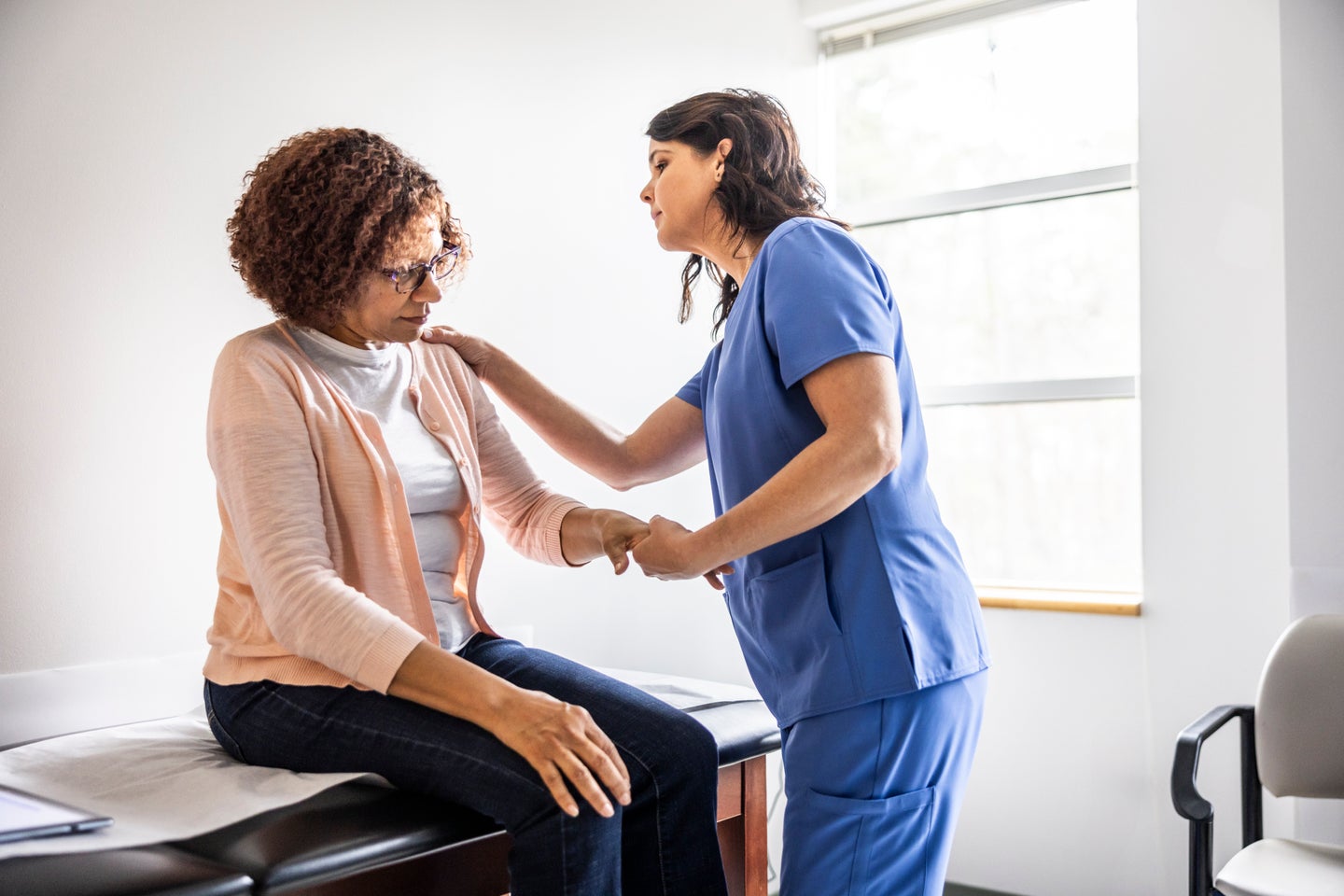 Frozen Shoulder Is More Common In Women. Here's Why. | HuffPost Life
