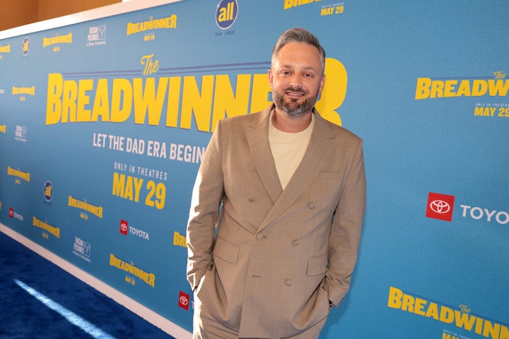 Beloved Comedian Who Says He's 'Not Political' Spotted At Trump's UFC ...