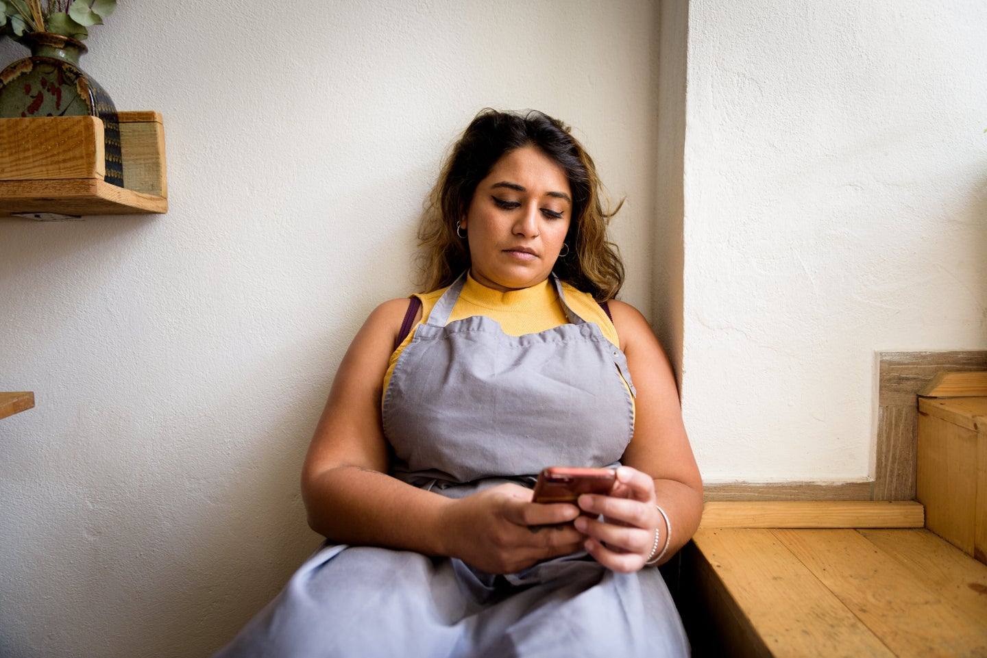 Is It Bad To Argue Over Text? A New Study Explains The Pros And Cons Of ...