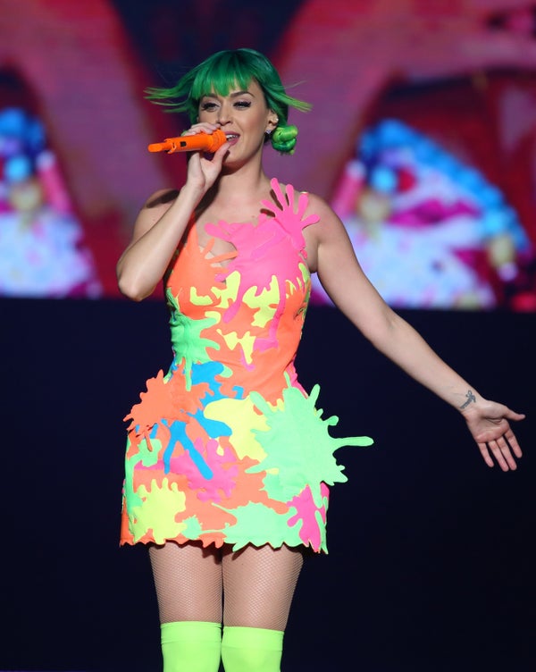 A Retrospective Of Katy Perry's Rainbow Hair Through The Years - Katy ...