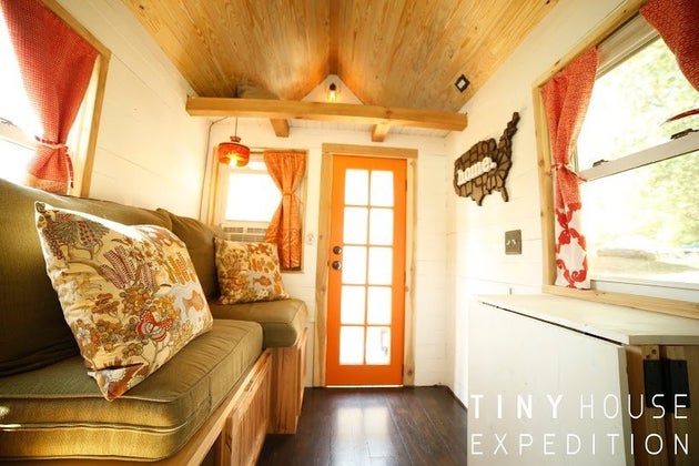 130-Square-Foot Tiny House Proves Size Does NOT Matter When It Comes To ...